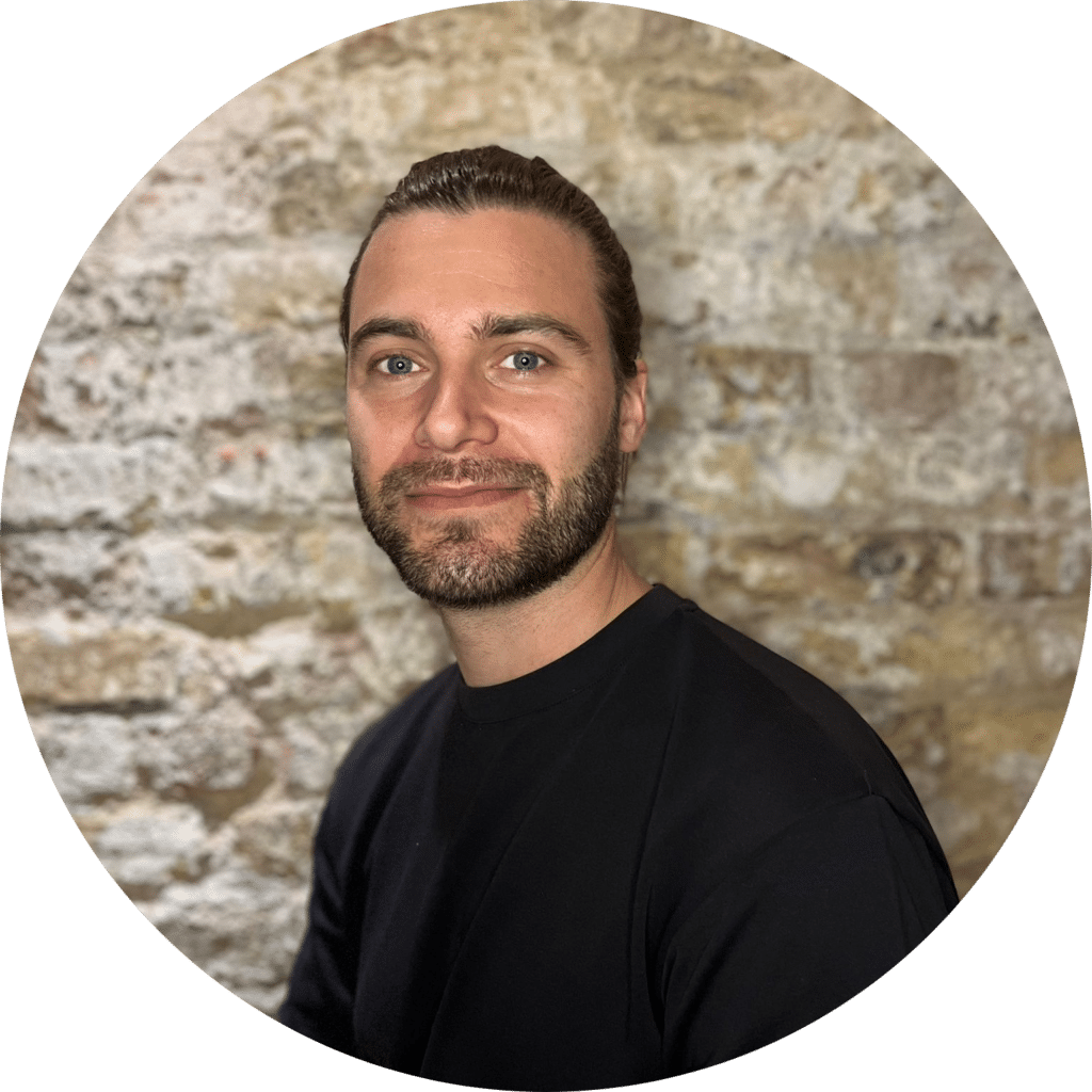 Paul France – KUU London, Hackney – Osteopathy, Massage & Healing Space